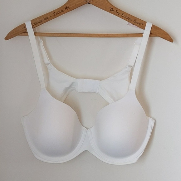 Ambrielle | Intimates & Sleepwear | Ambrielle 42b Everyday Full ...